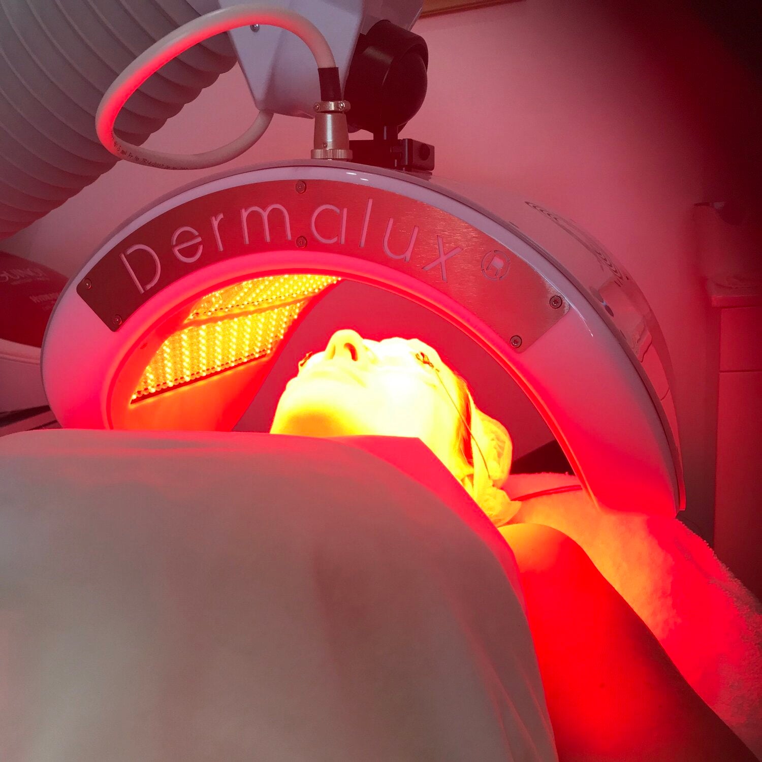 What is Dermalux LED? – Le Salon Medi Spa Hunters Hill